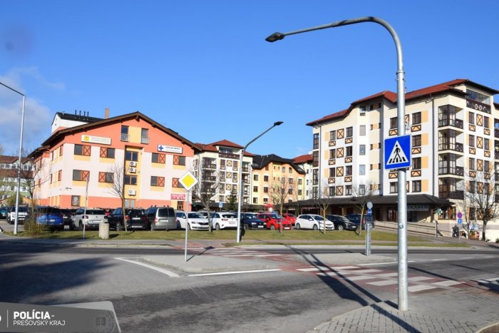 V Poprade došlo k nehode na priechode: Vodička ZRAZILA chodca a odišla ...